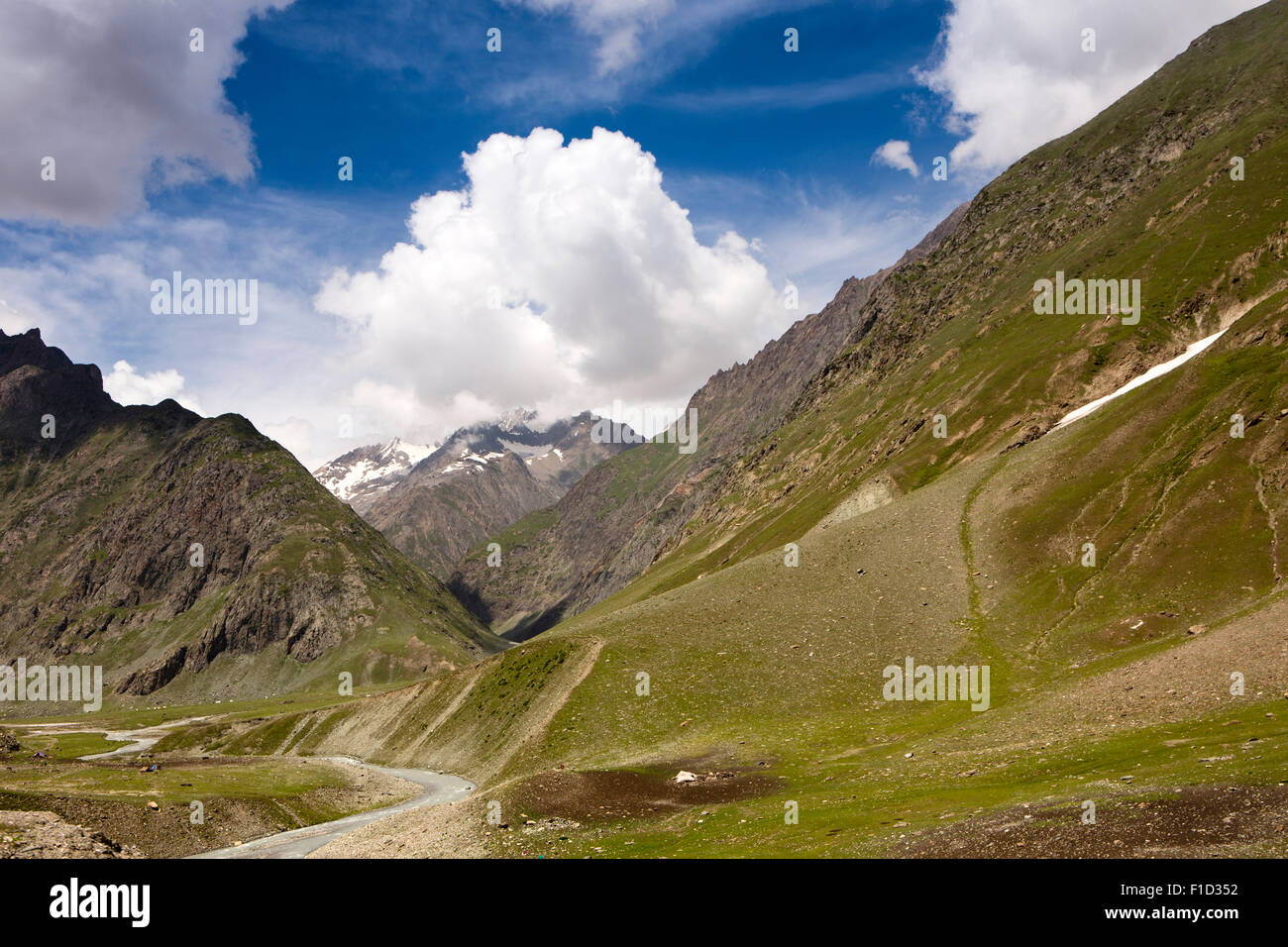 India, Jammu & Kashmir, Gumri, Dras River passing through high altitude ...