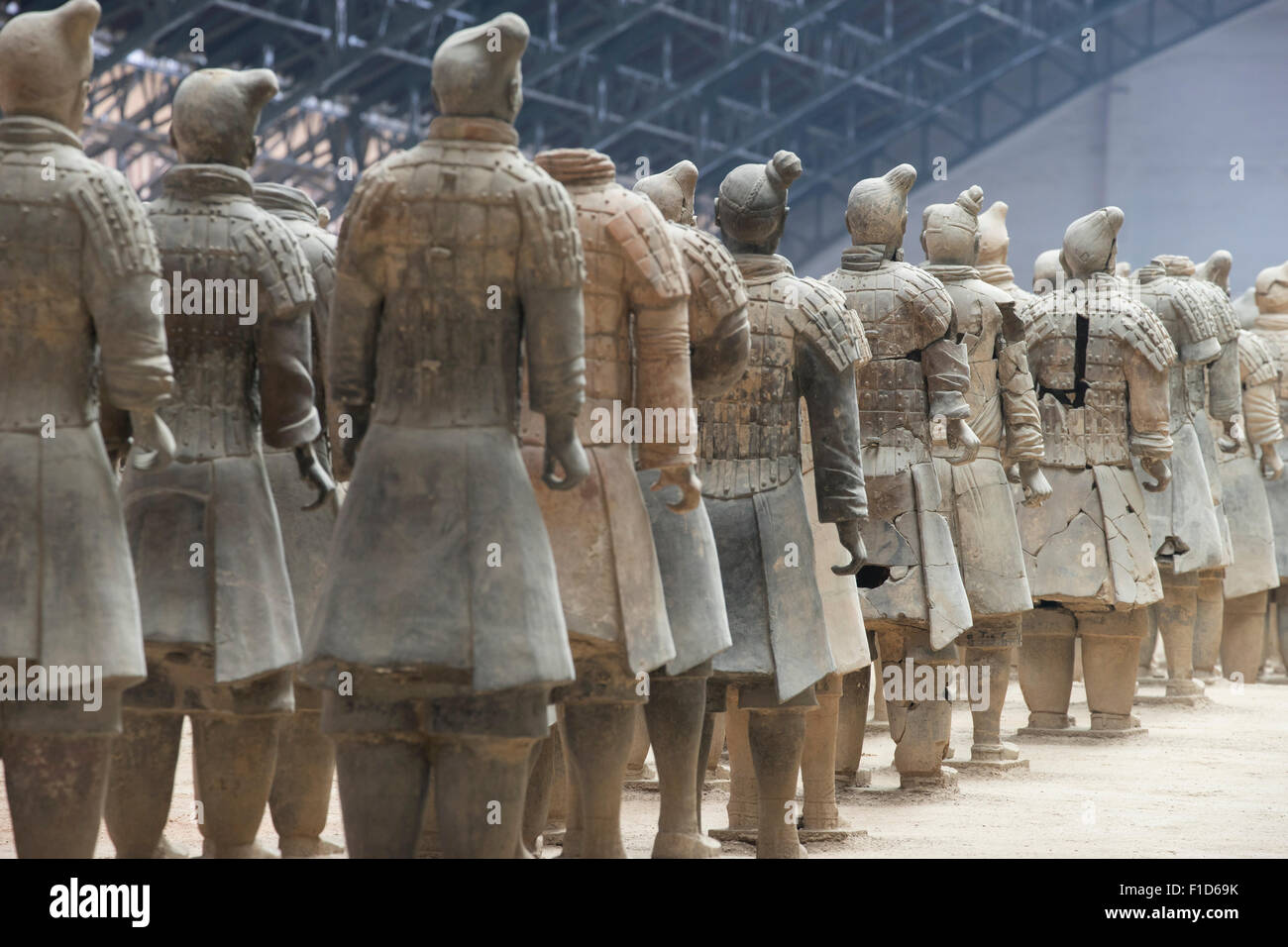 Terracotta warriors depicting the armies of Qin Shi Huang, the first ...