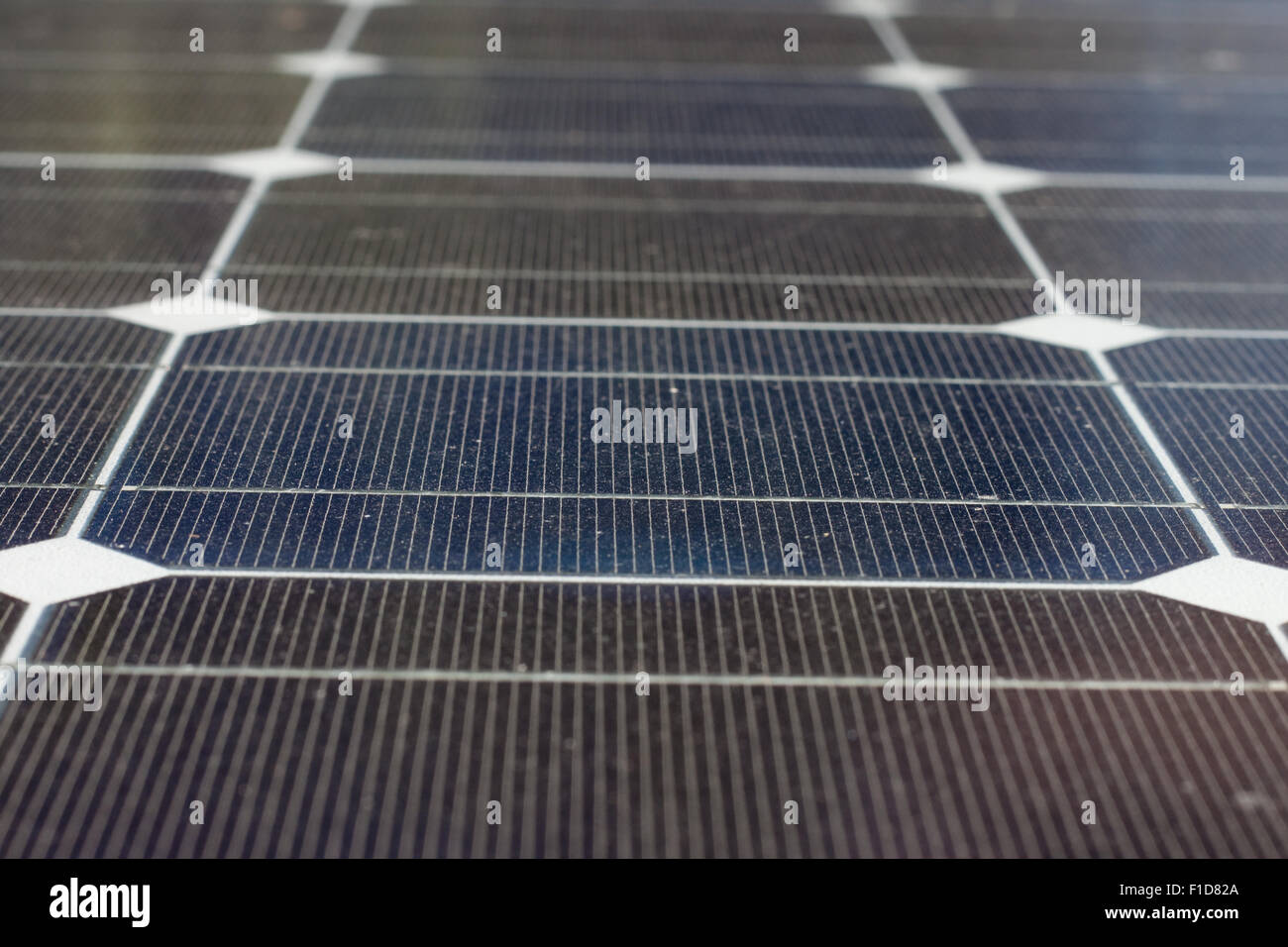 Solar cells hi-res stock photography and images - Alamy