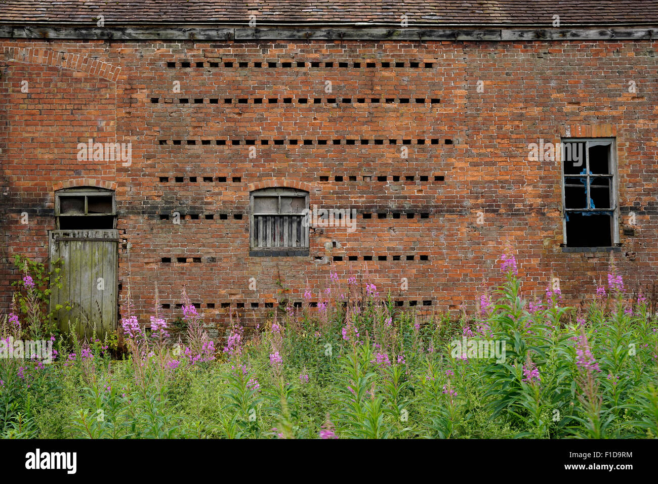 Detail of an old traditional brick barn near Shifnal, Shropshire ...