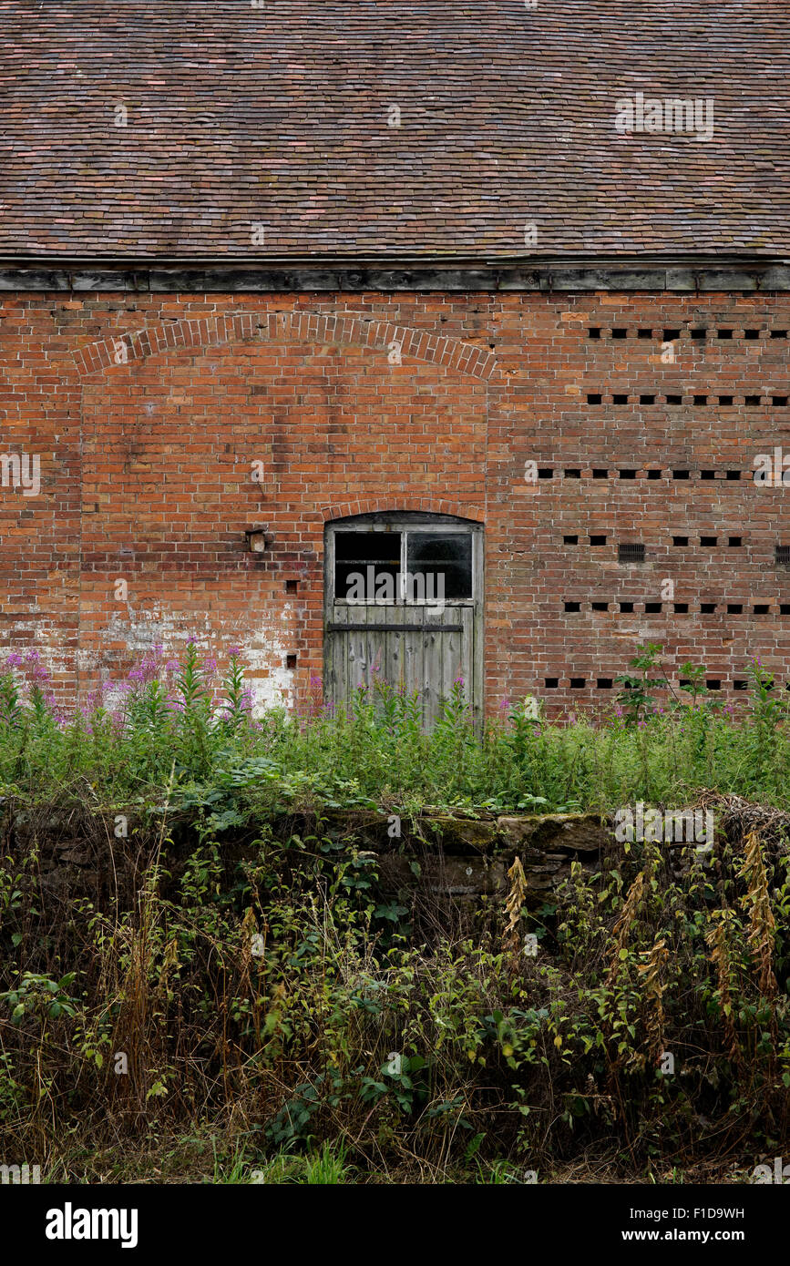 Detail of an old traditional brick barn near Shifnal, Shropshire ...