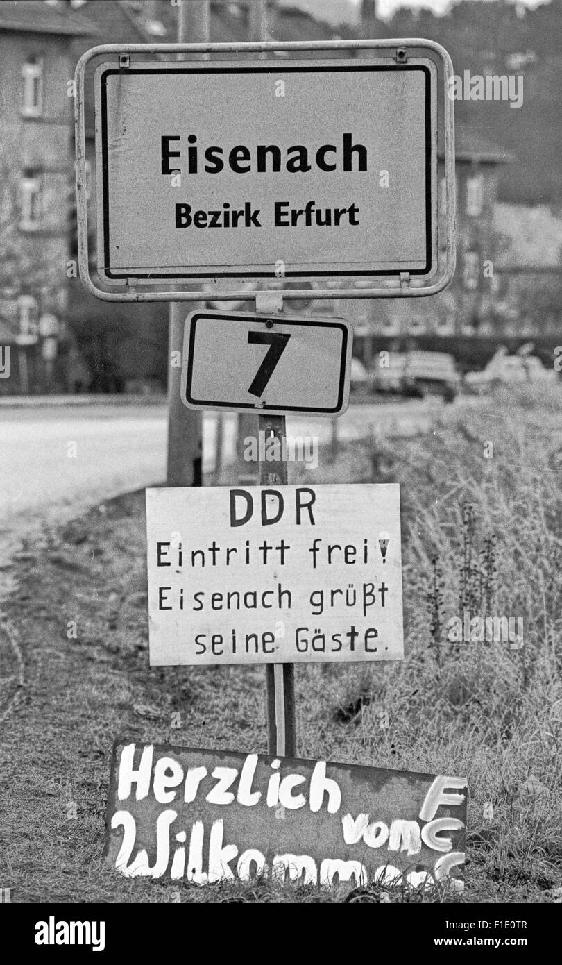 Sign welcomes visitors from the West in East-Germany, after the wall ...