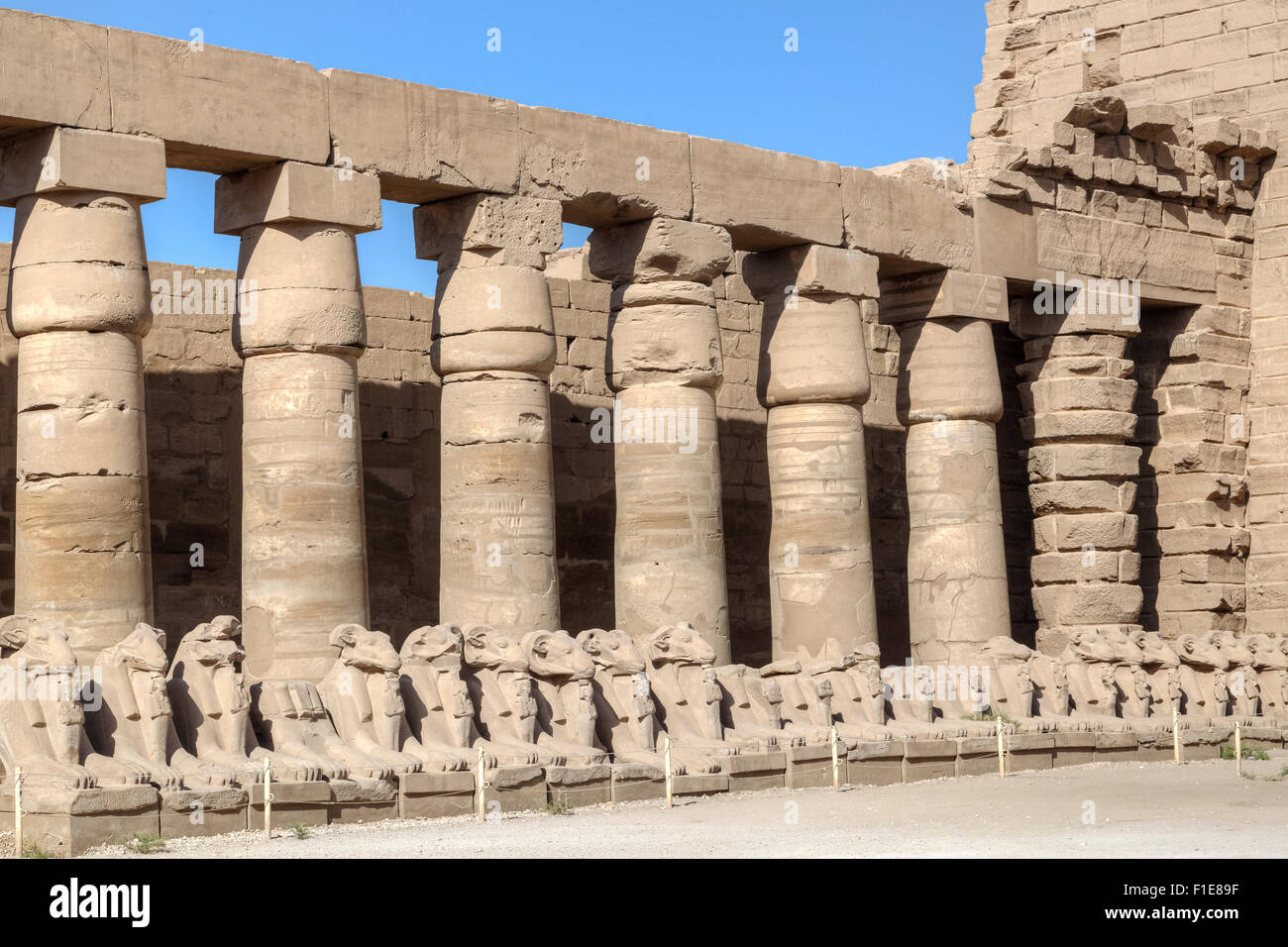 Ancient temple karnak luxor hi-res stock photography and images - Alamy