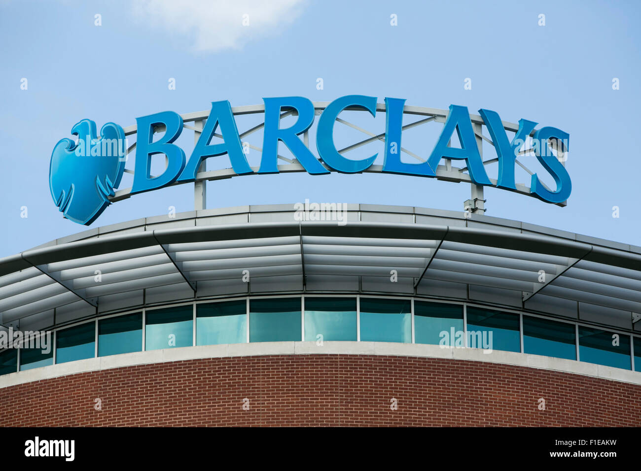 Barclays logo hi-res stock photography and images - Alamy