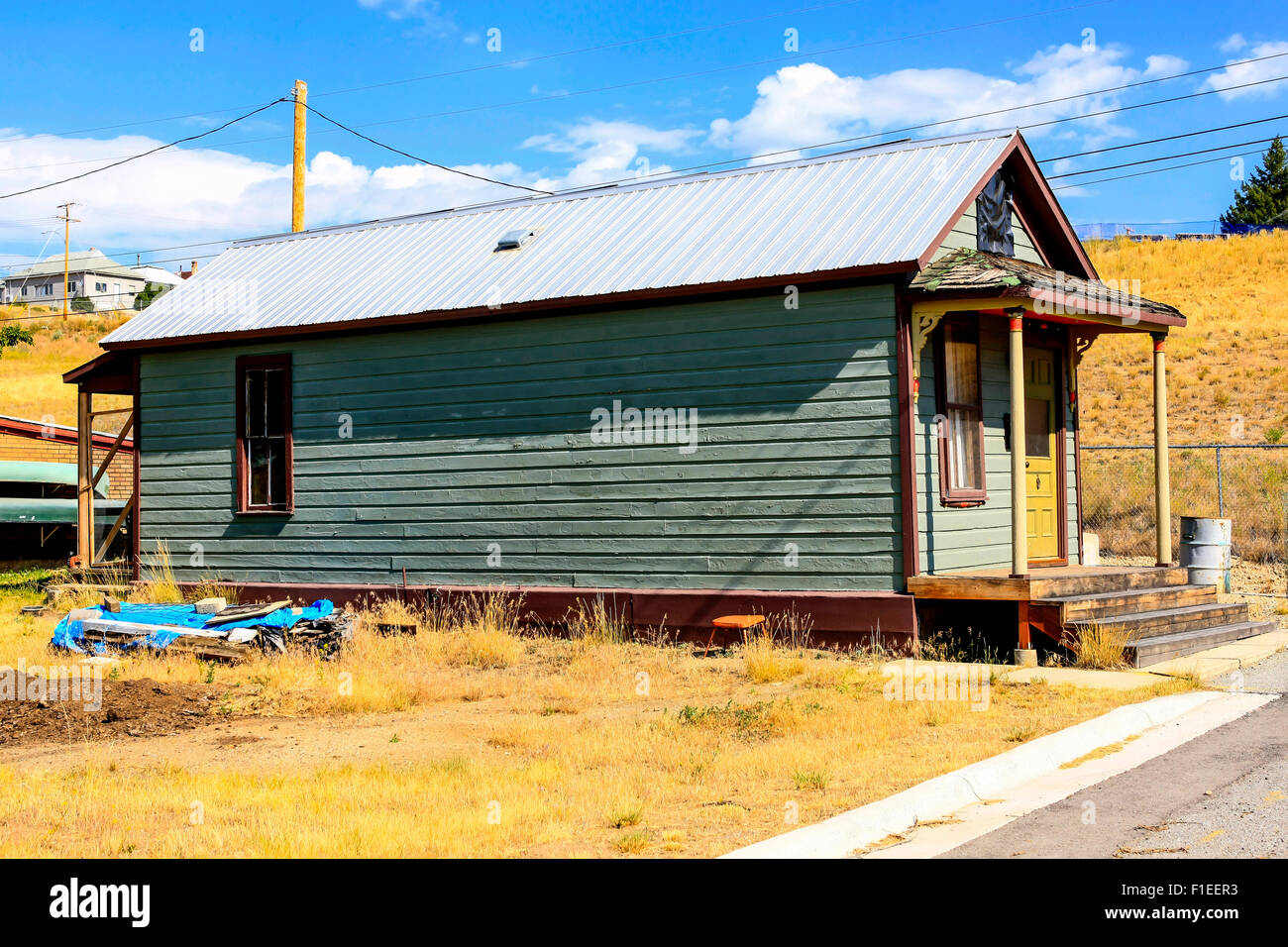 Metal Shack House High Resolution Stock Photography and Images - Alamy