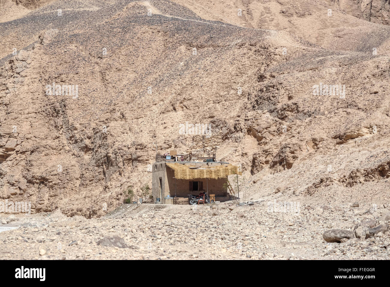bedouin house in the desert near Luxor, Egypt, Africa Stock Photo - Alamy