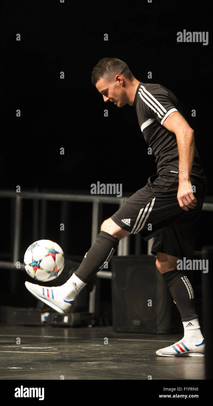 Billy wingrove hi-res stock photography and images - Alamy