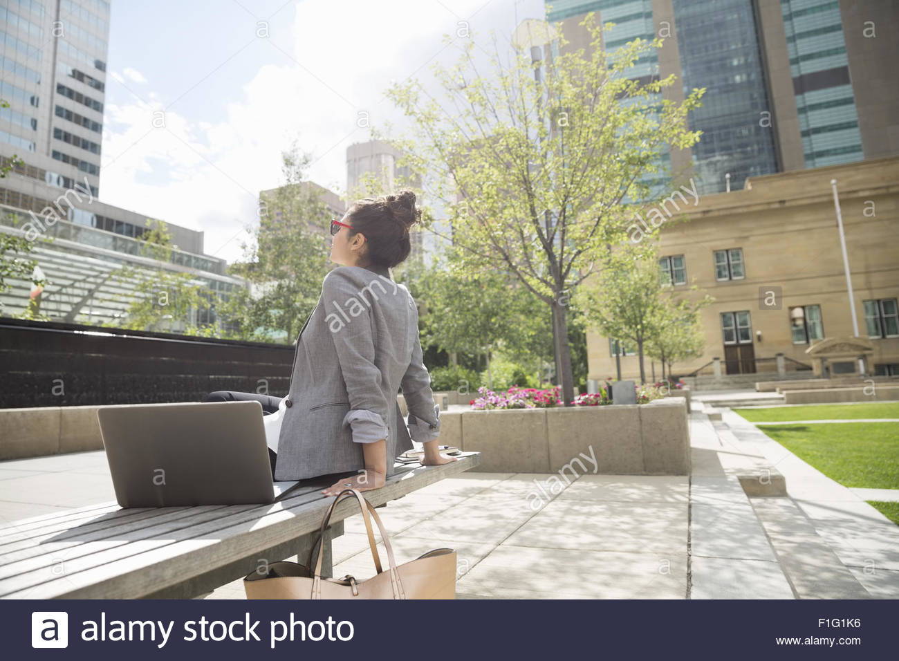 Basking in sunshine hi-res stock photography and images - Alamy