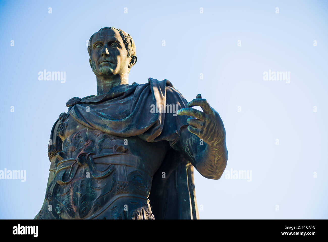 Italian general statue hi-res stock photography and images - Alamy