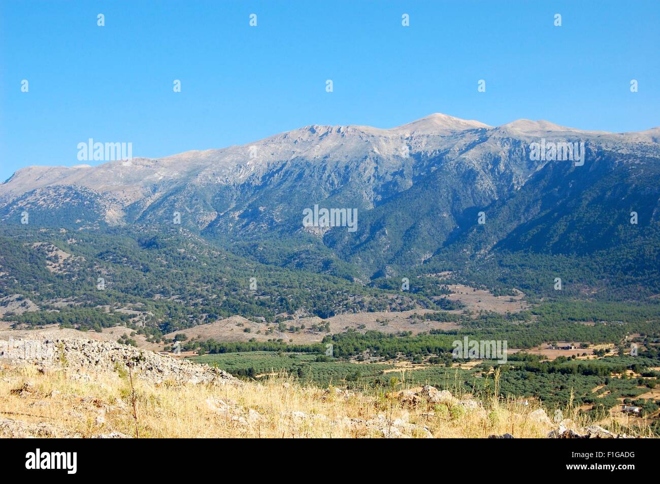 White Mountains Crete Stock Photos & White Mountains Crete Stock Images ...