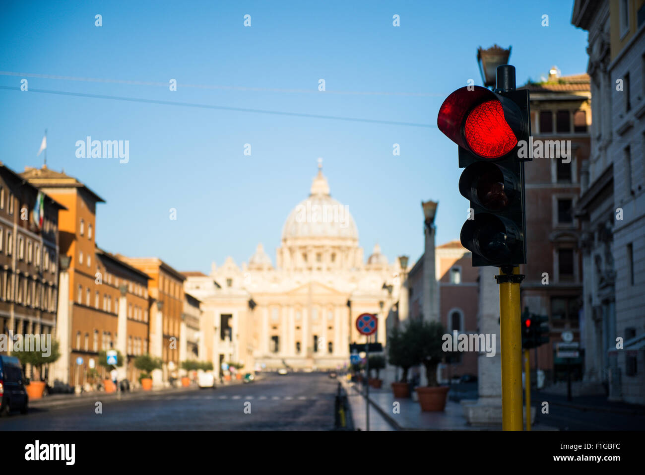 Photo of Saint Peter's Basilica and square in Vatican with red light in ...
