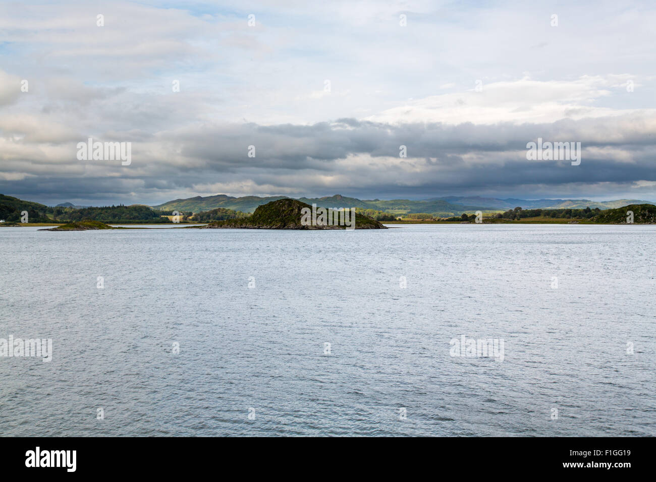 Loch crinan hi-res stock photography and images - Alamy