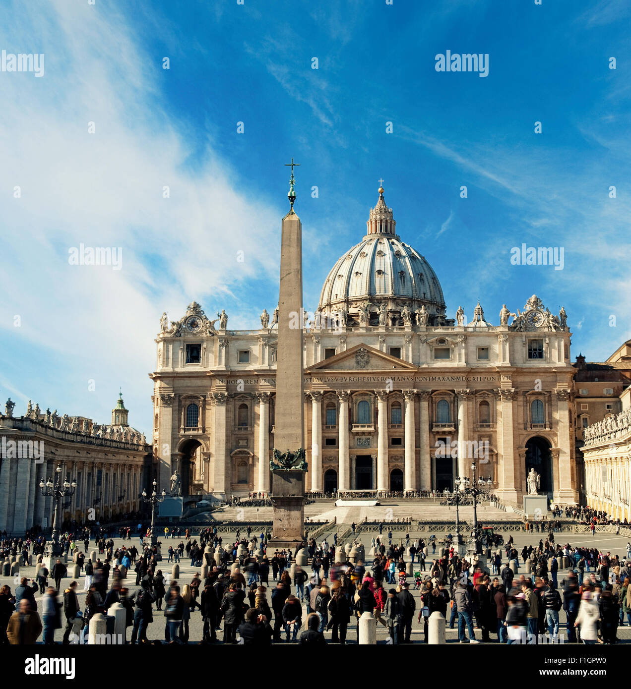 View to the St. Peter's Basilica Stock Photo - Alamy