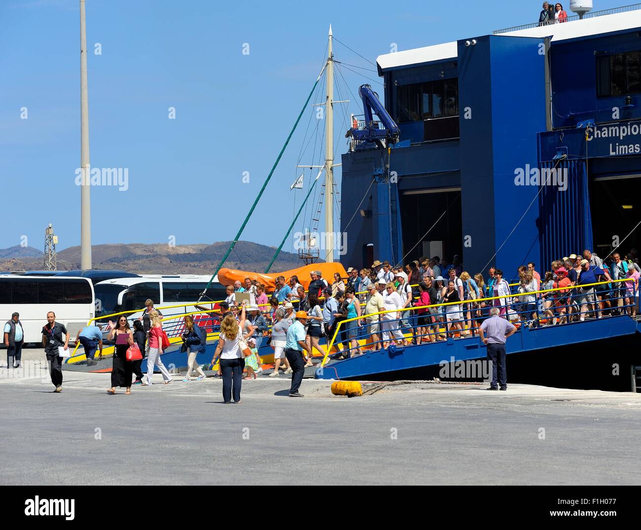 Ormos athinios hi-res stock photography and images - Alamy