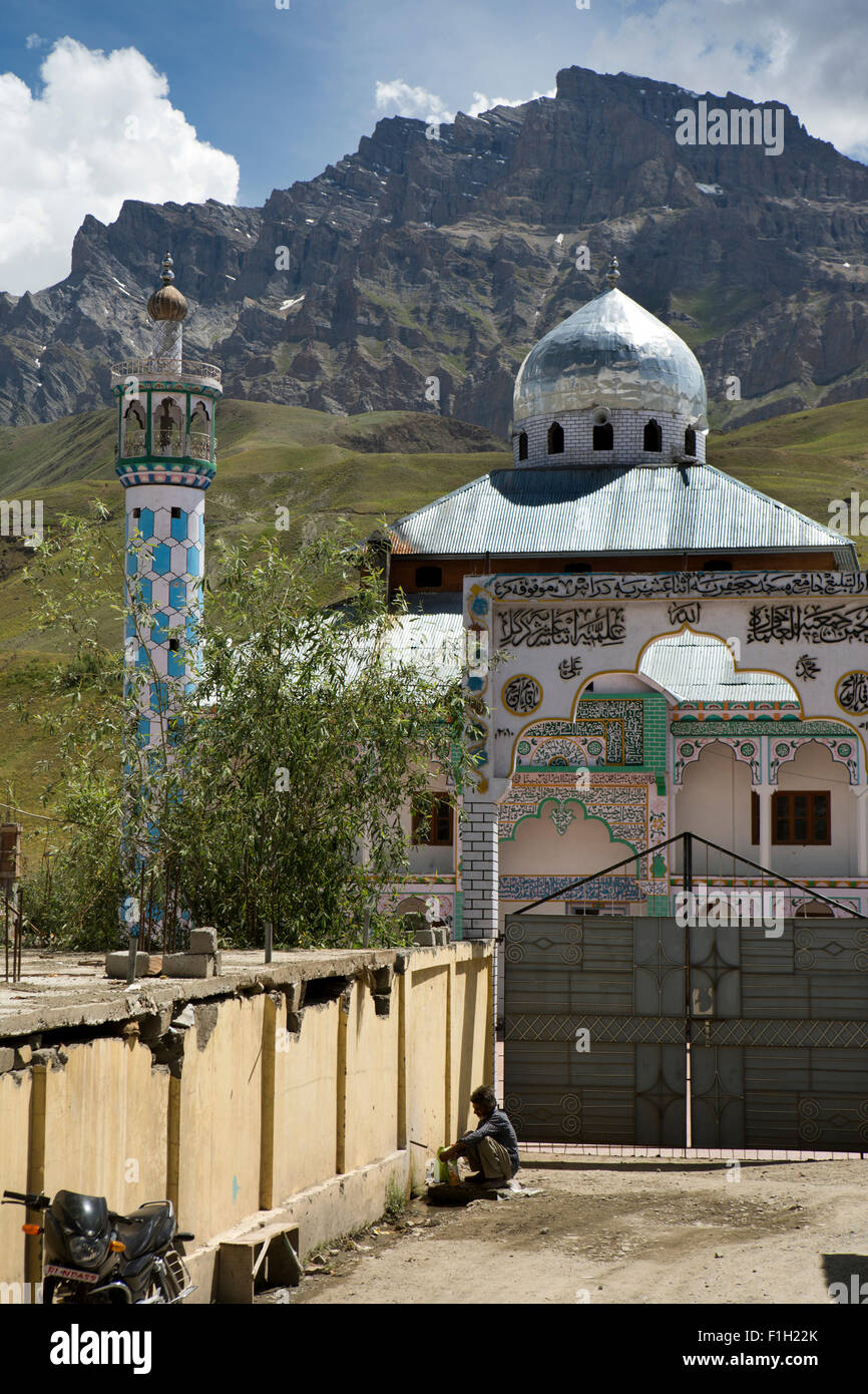 Small mosque hi-res stock photography and images - Alamy