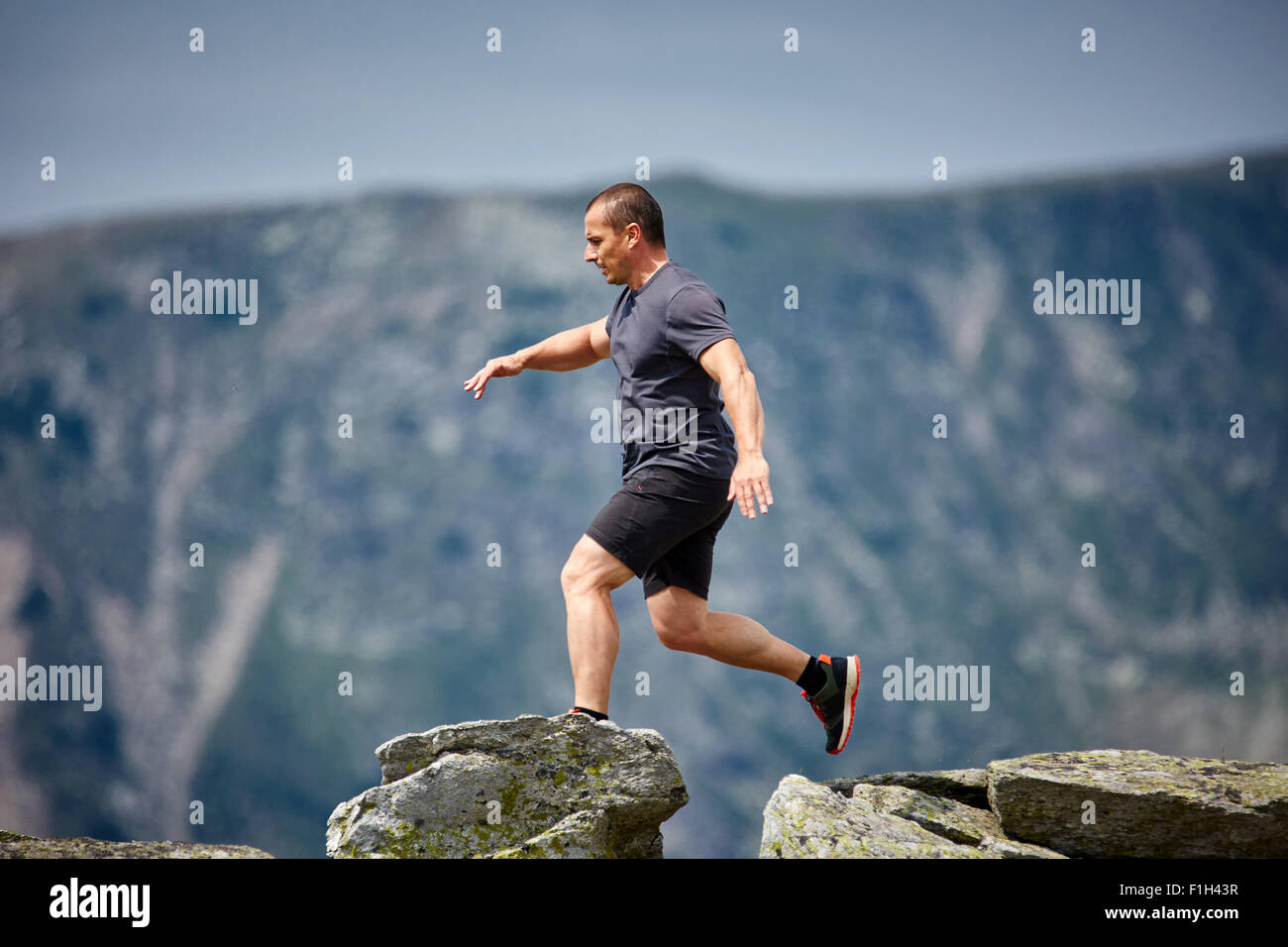 Ultramarathon running hi-res stock photography and images - Alamy