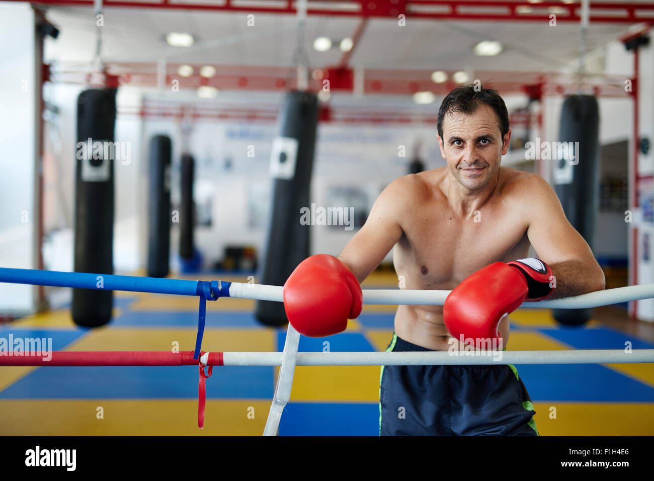 Training kickbox hi-res stock photography and images - Alamy
