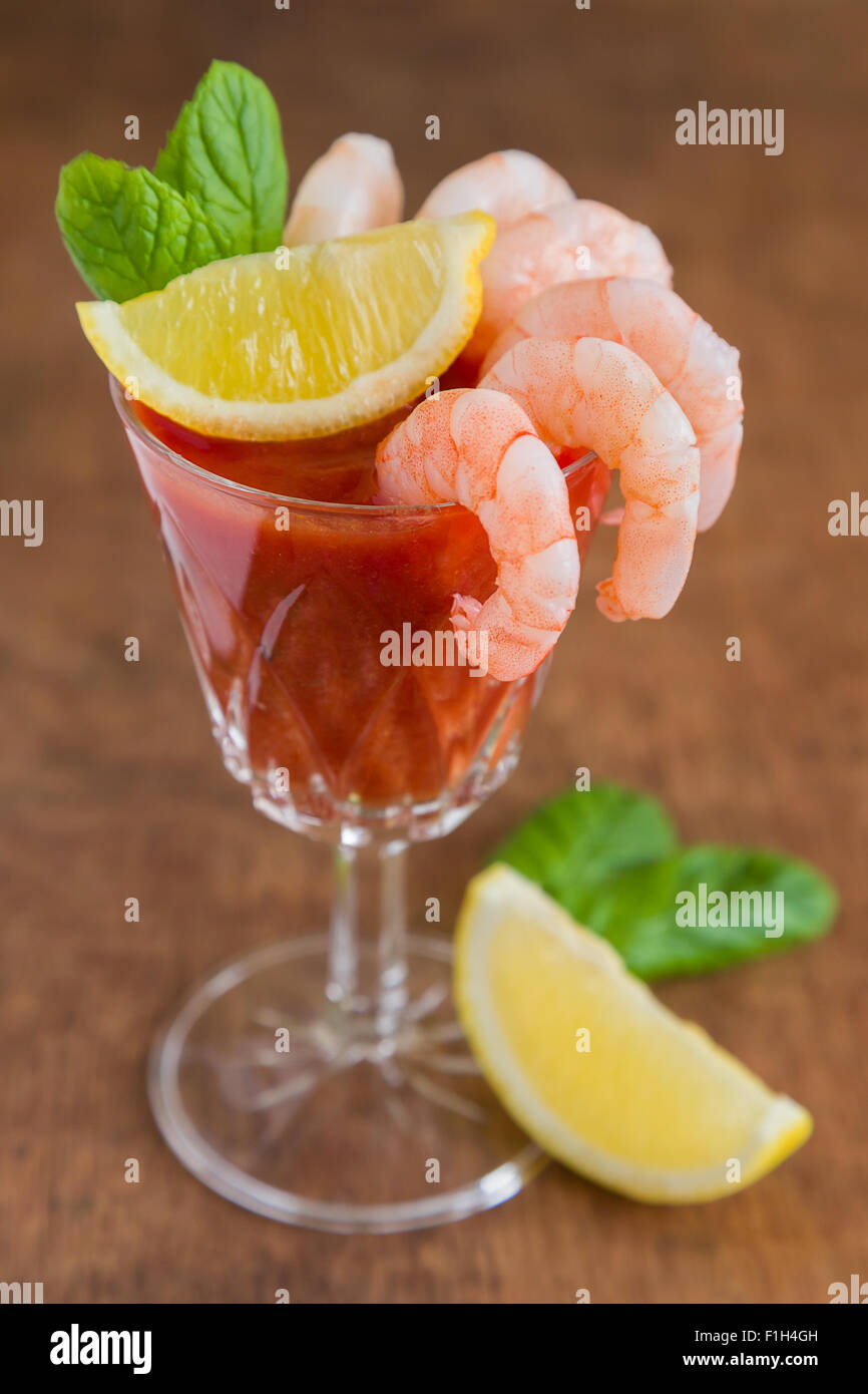 Prawn cocktail hi-res stock photography and images - Alamy