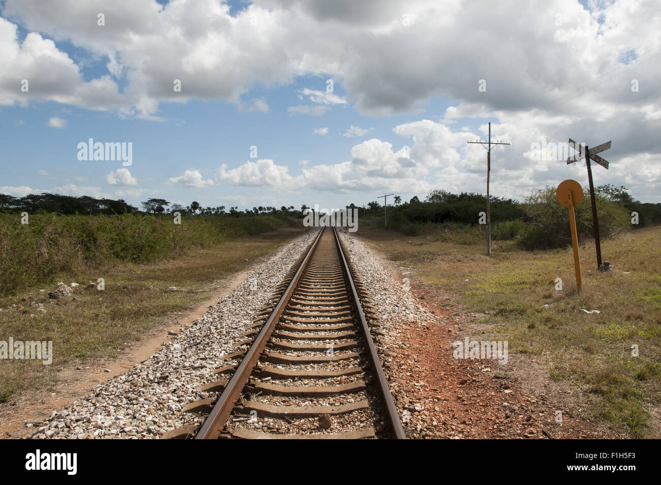 Cuba old railway hi-res stock photography and images - Alamy