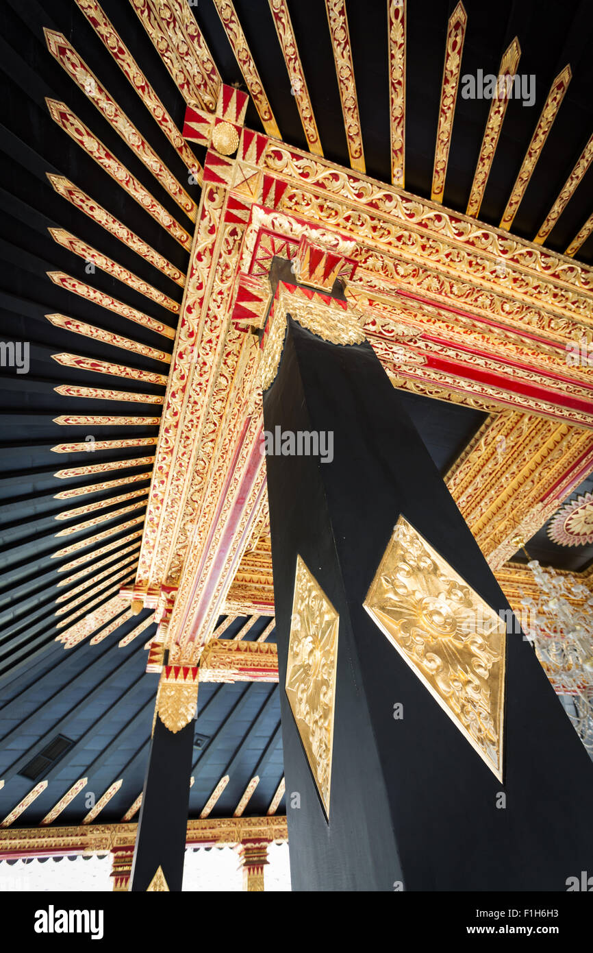 The Golden ceiling of one of the buildings at the famous historic ...