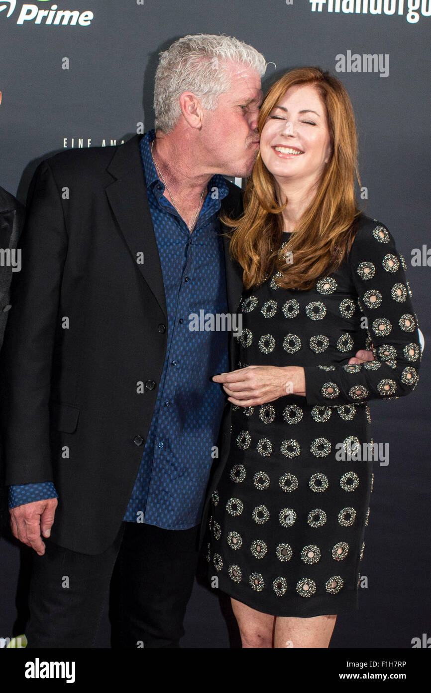 Berlin, Germany. 31st Aug, 2015. Actors Ron Perlman and Dana Delany ...