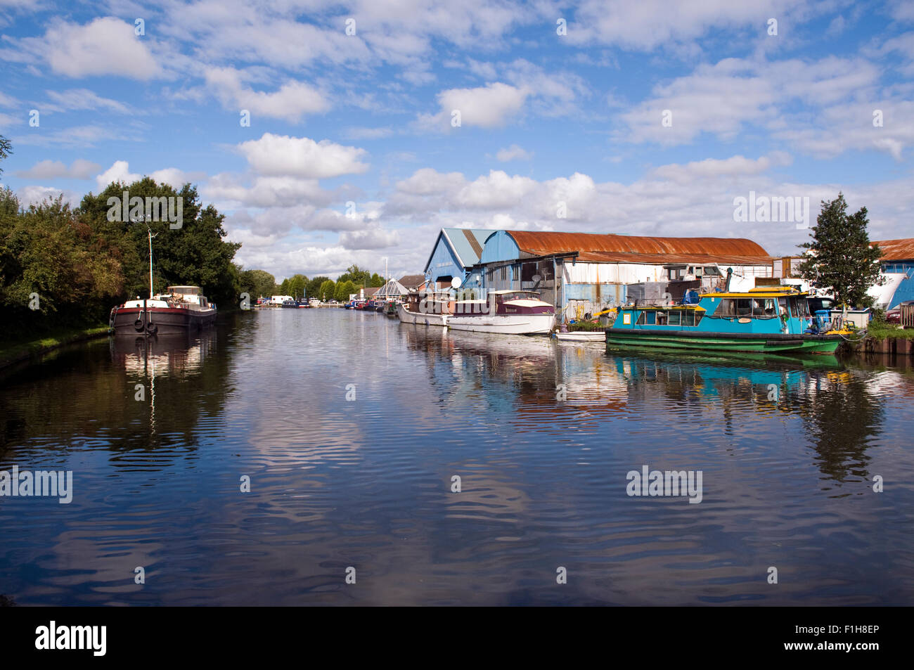 Thorne Doncaster Canal Stock Photo - Alamy