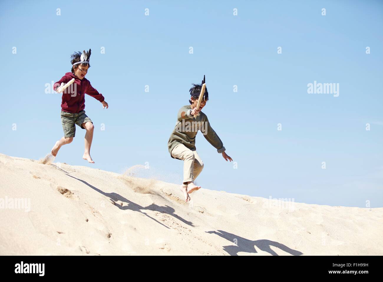 Children playing sand hi-res stock photography and images - Alamy