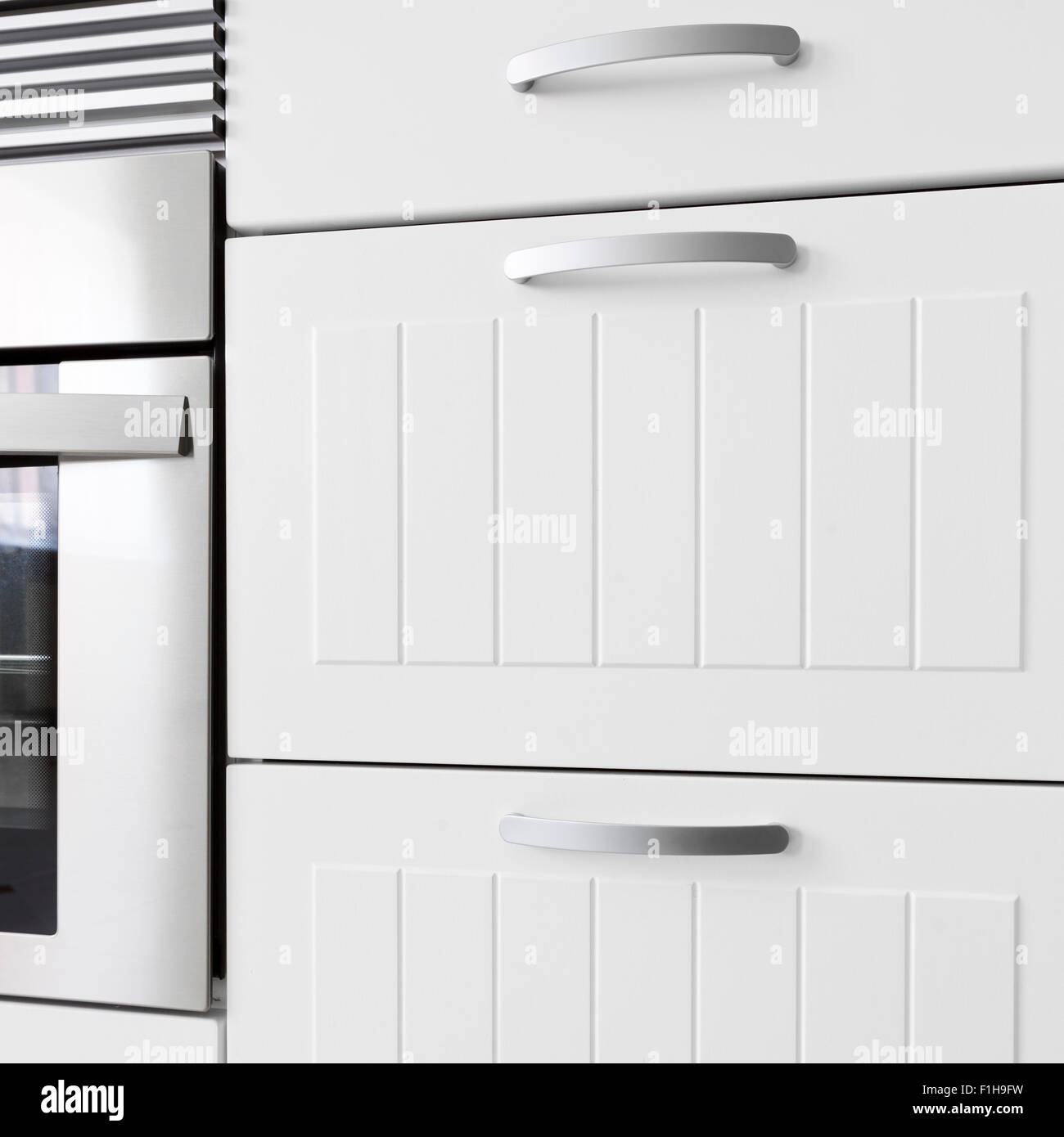 White drawers hi-res stock photography and images - Alamy