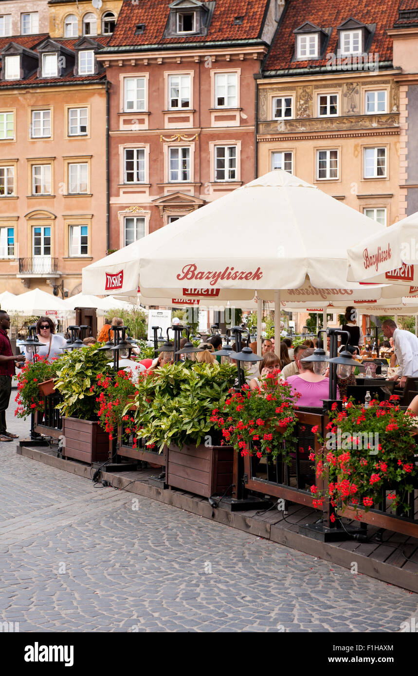 Tourists visiting Old Town Market Place Stock Photo - Alamy