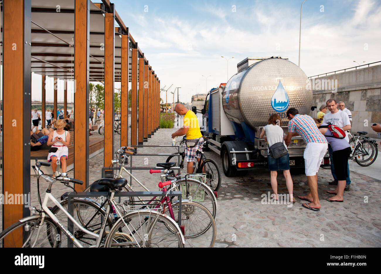 Water cart hi-res stock photography and images - Alamy