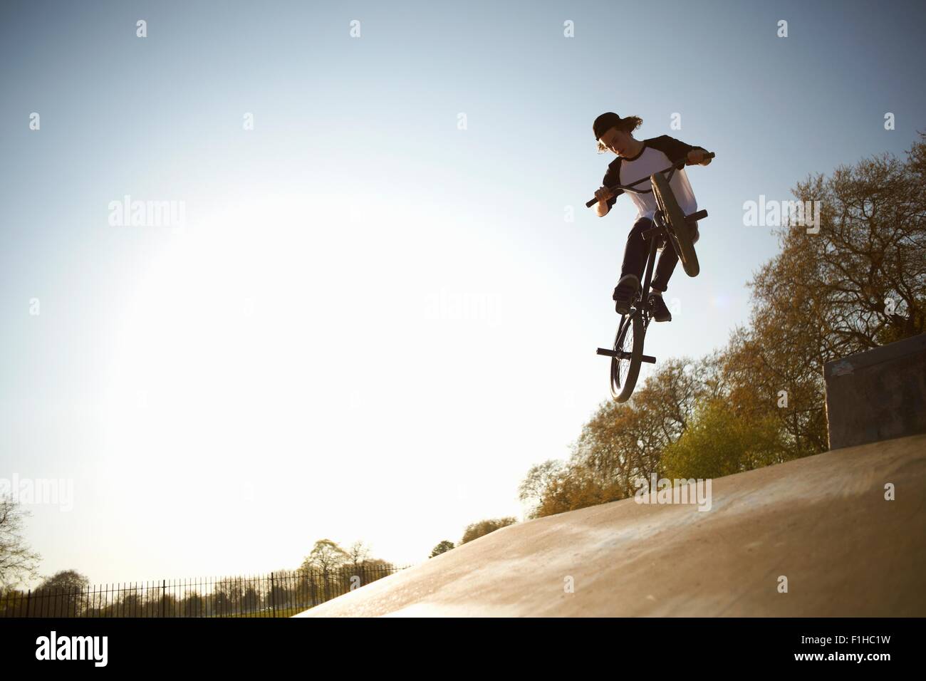 Bmx mid air stunt action hi-res stock photography and images - Alamy