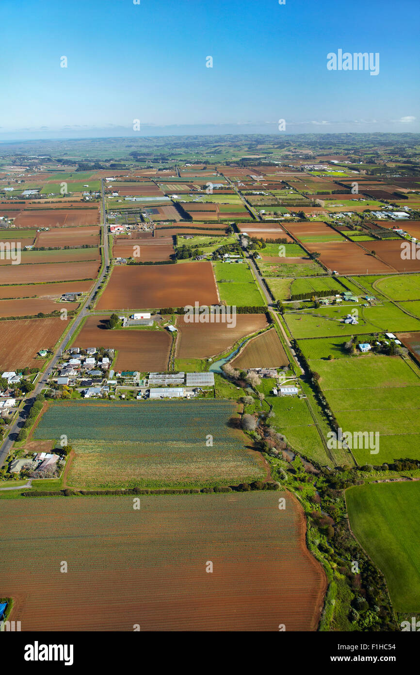Gardens and farms hi-res stock photography and images - Alamy