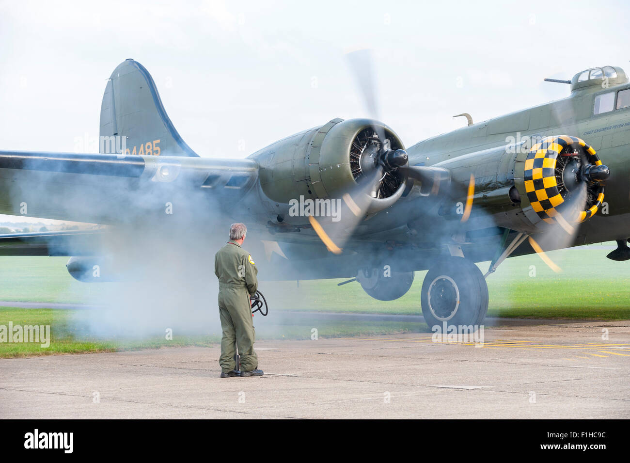 Boeing B17 B-17 Flying Fortress Bomber Memphis Belle Sally B at IWM ...