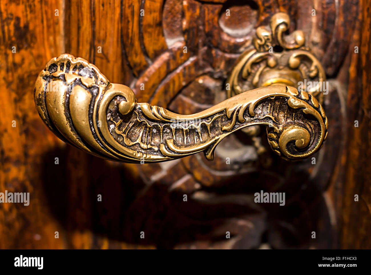Ancient door handle Stock Photo - Alamy