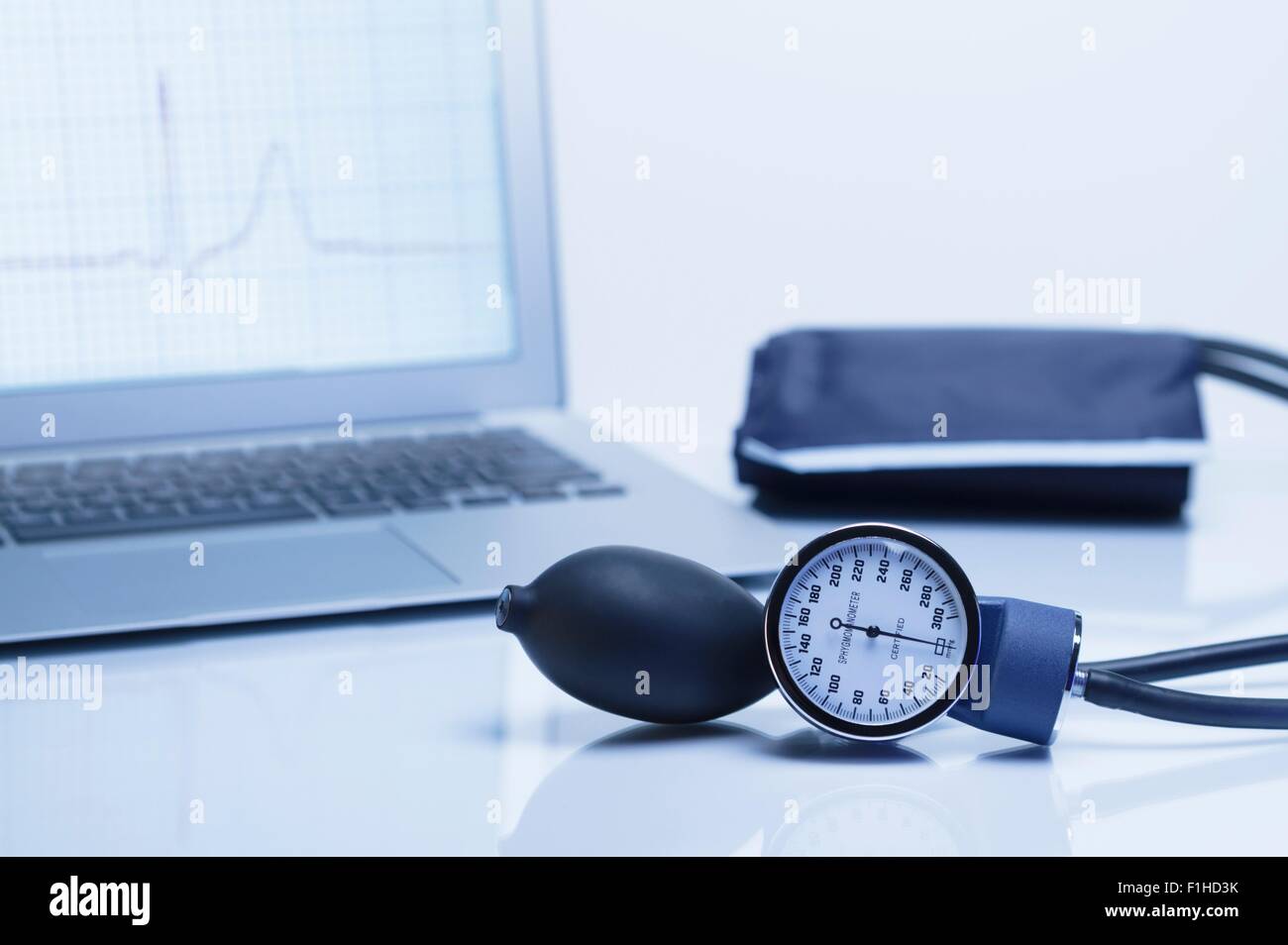 Blood pressure chart hi-res stock photography and images - Alamy