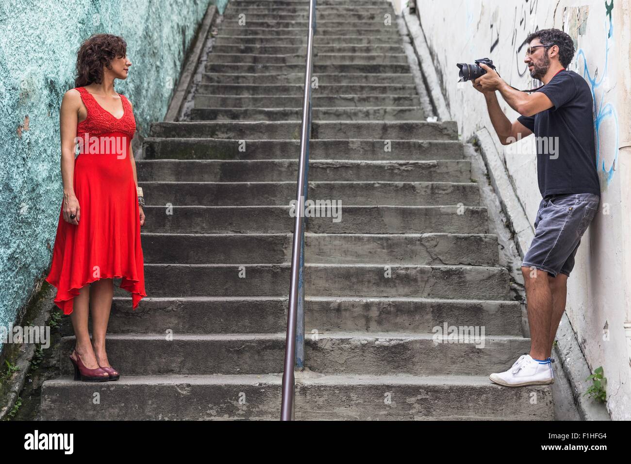 Fashion shooting posing hi-res stock photography and images - Alamy