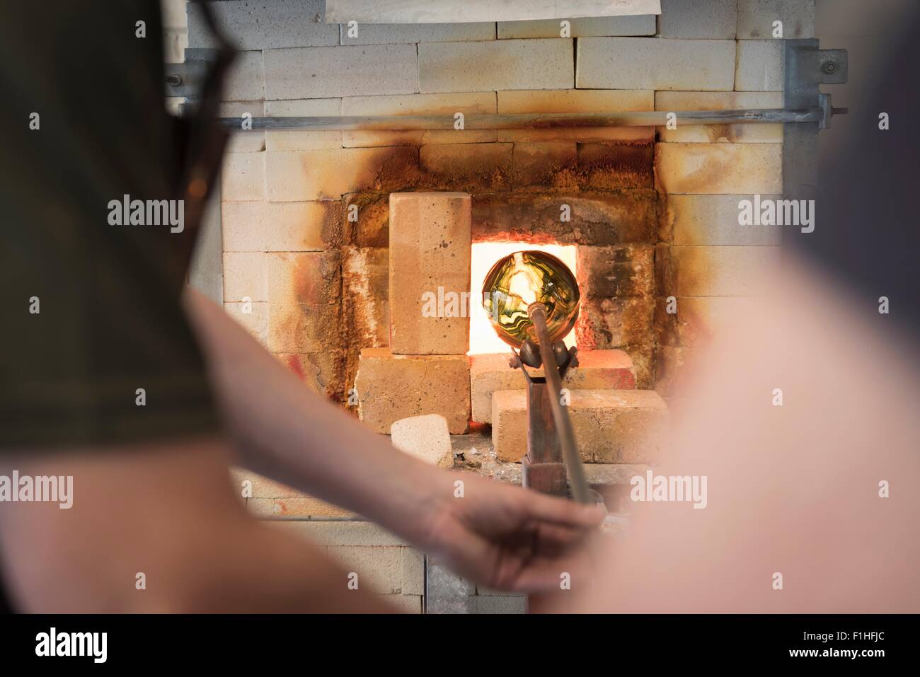 Glass blowing furnace hi-res stock photography and images - Alamy