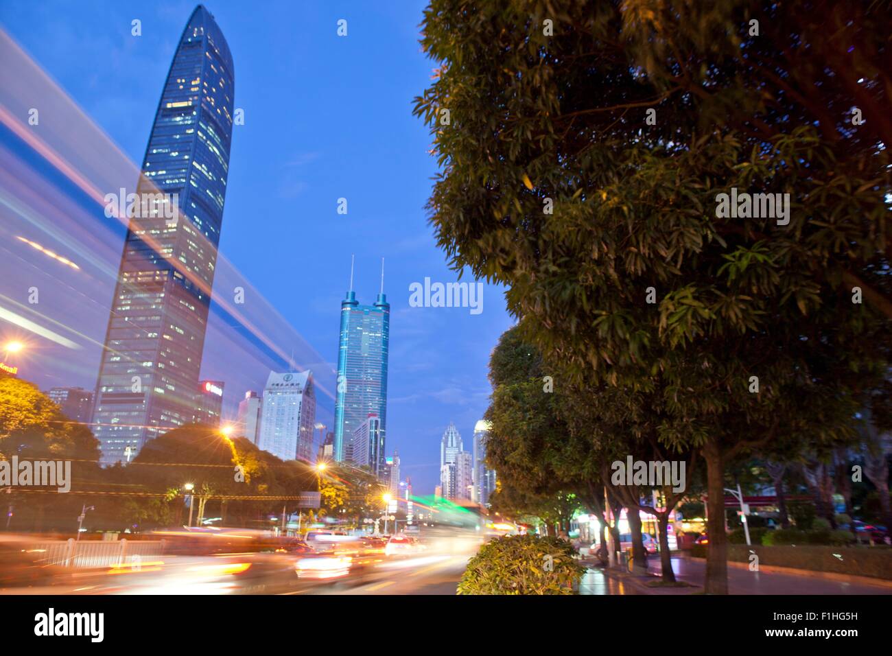 KK100 building, Shenzhen, early evening, long exposure, Shanghai, China ...