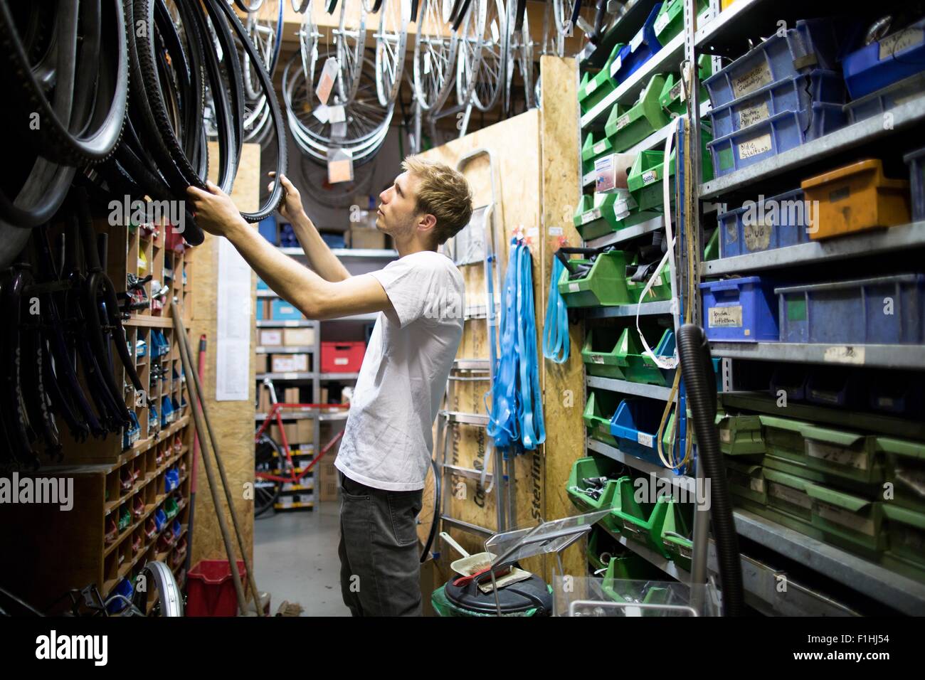 Bicycle tyre hi-res stock photography and images - Alamy