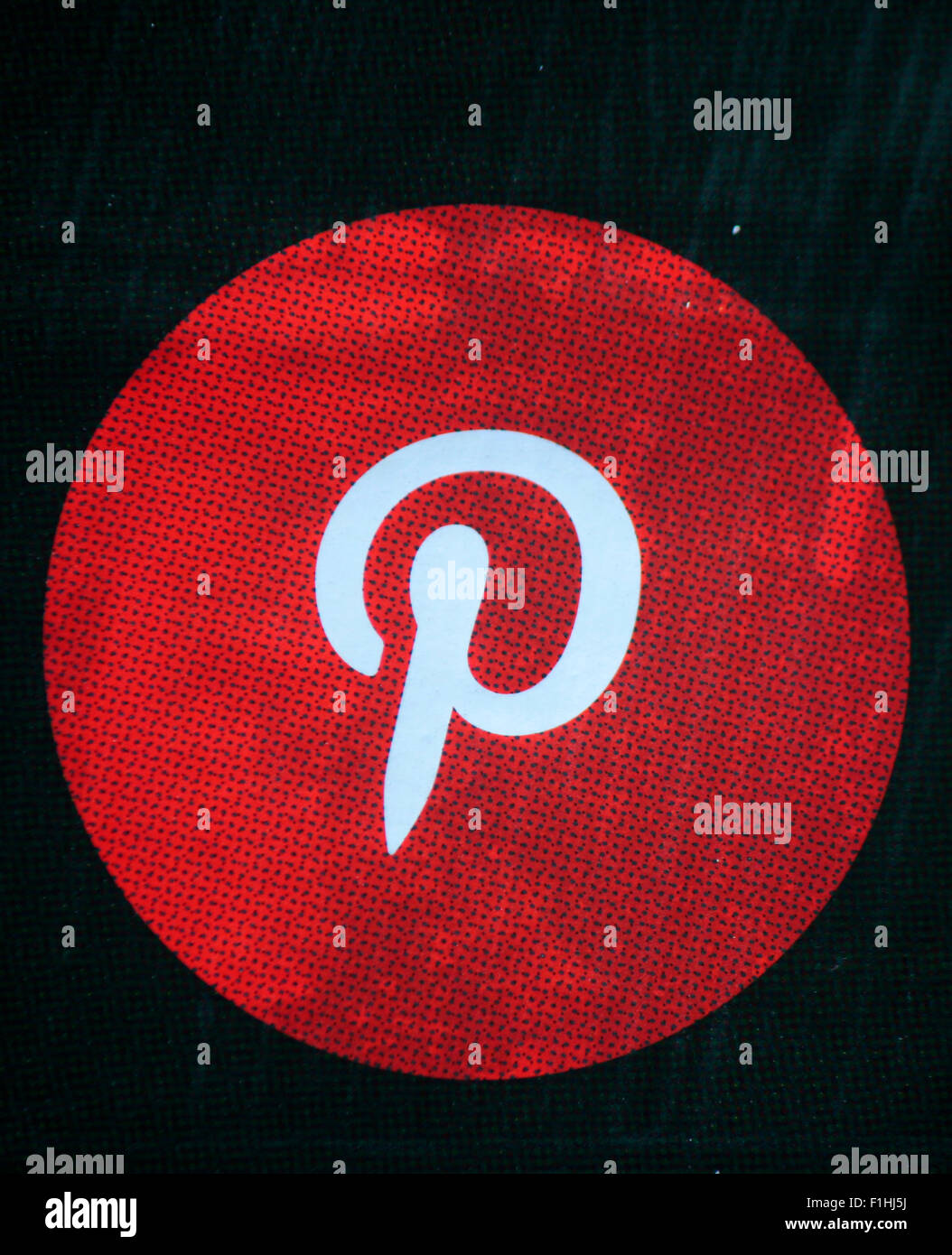Pinterest logo hi-res stock photography and images - Alamy