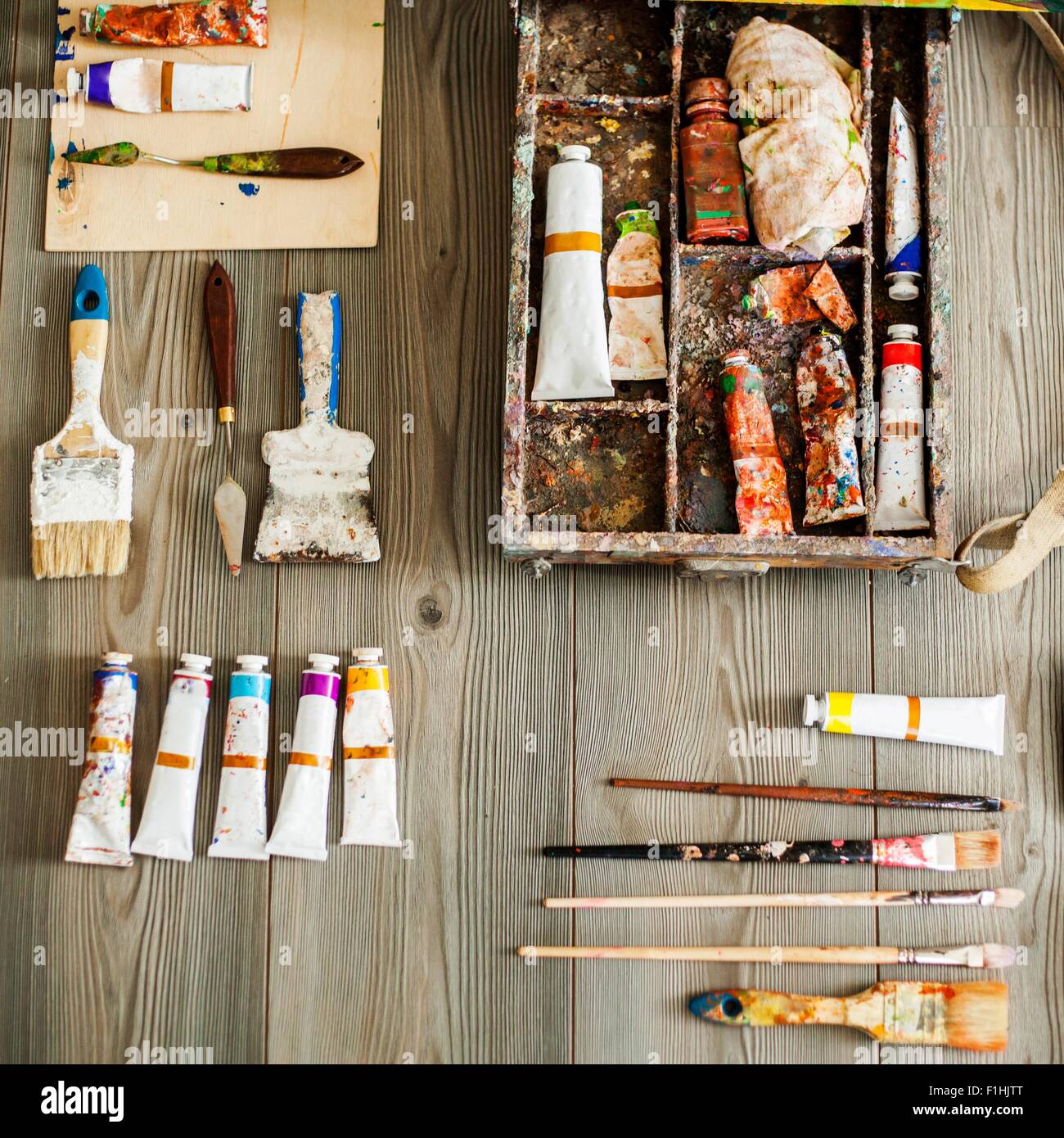 Artists equipment hi-res stock photography and images - Alamy