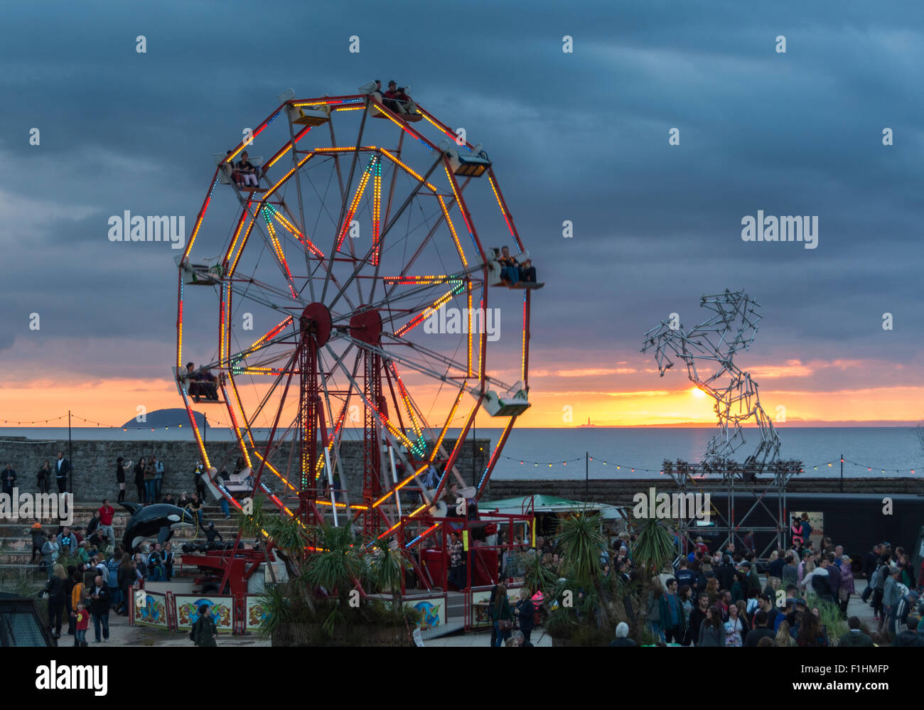 Big wheel on funfair in hi-res stock photography and images - Alamy