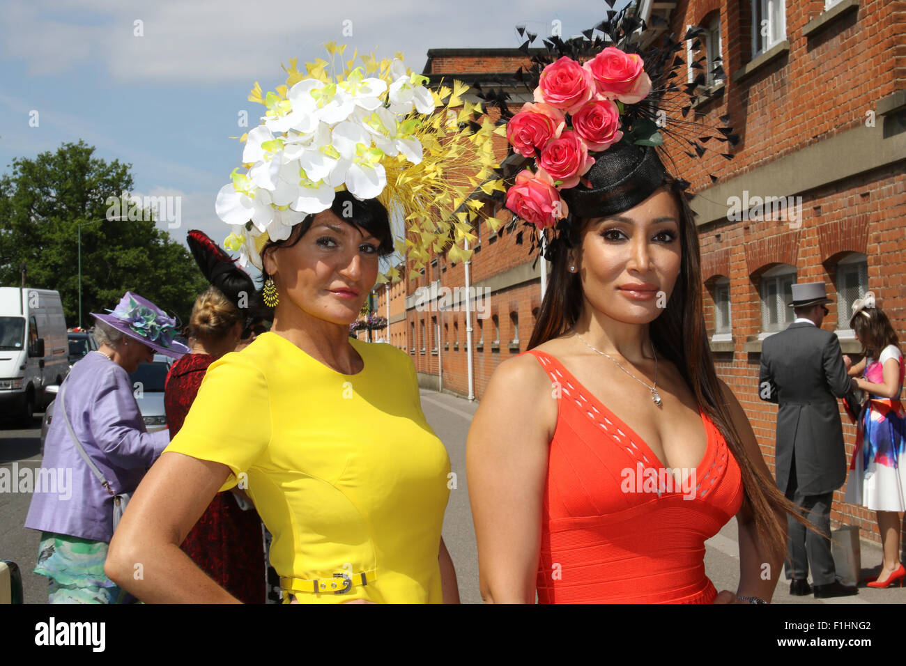 ASCOT, ENGLAND - JUNE 18: Racegoers attend on Day Three Ladies day of ...