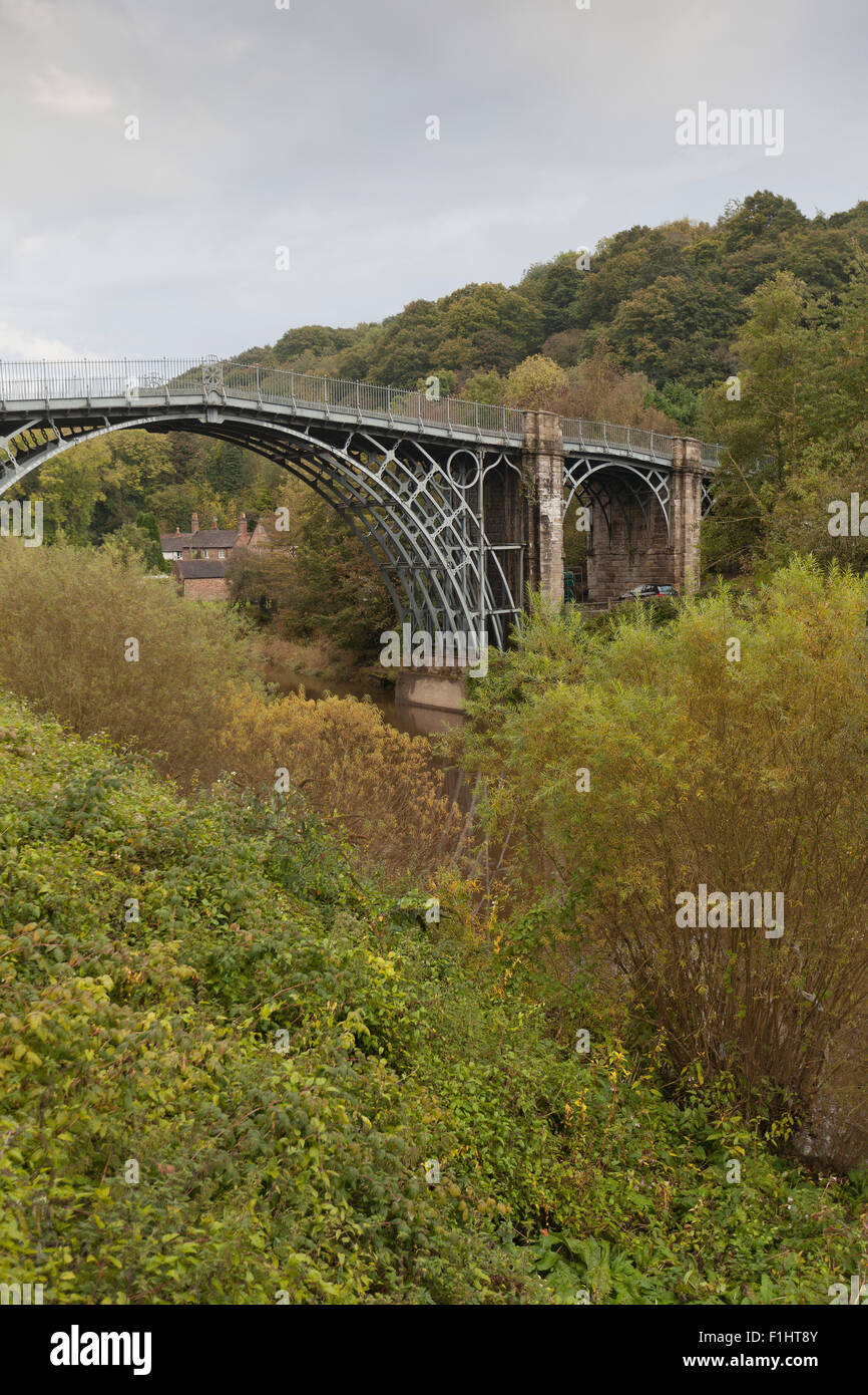 Iron bridge shropshire hi-res stock photography and images - Alamy