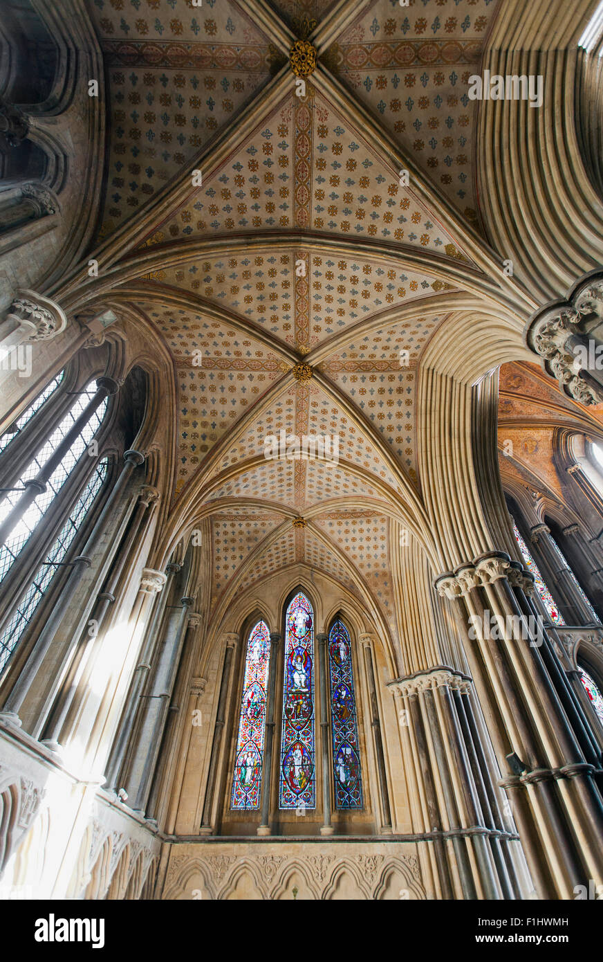 Interior of Worcester Cathedral Stock Photo - Alamy