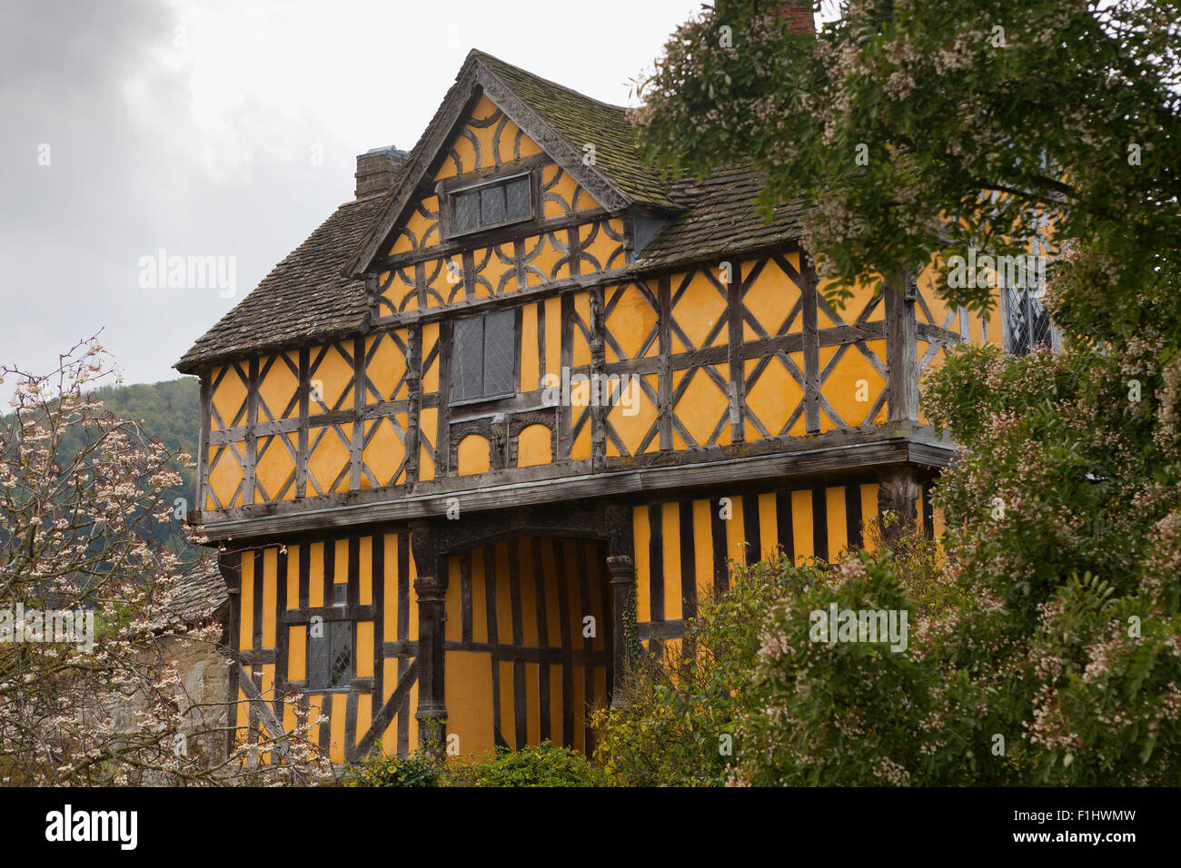 Stokesay castle entrance hi-res stock photography and images - Alamy