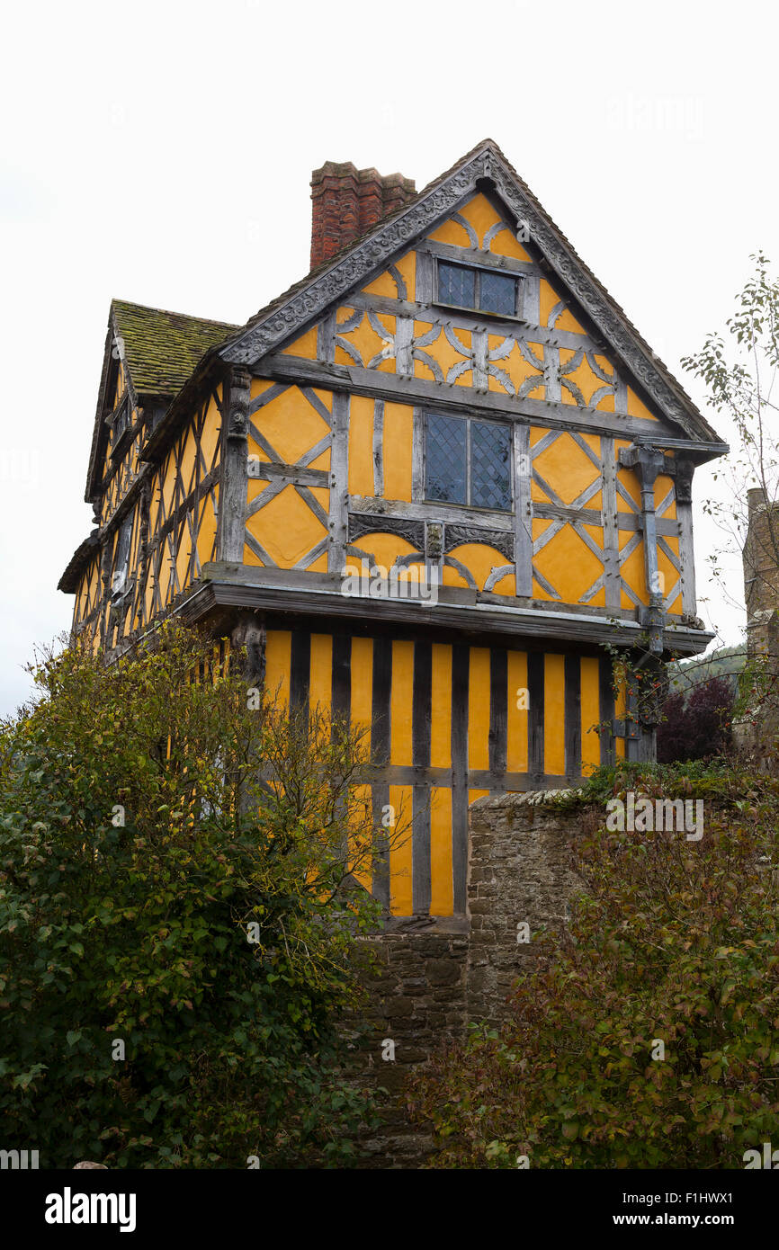 Stokesay castle entrance hi-res stock photography and images - Alamy