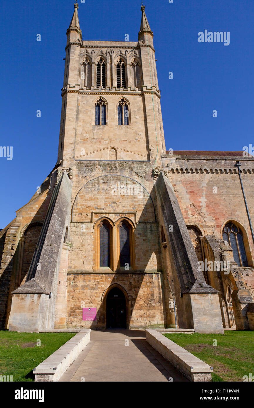 Exterior of Pershore Abbey Stock Photo - Alamy