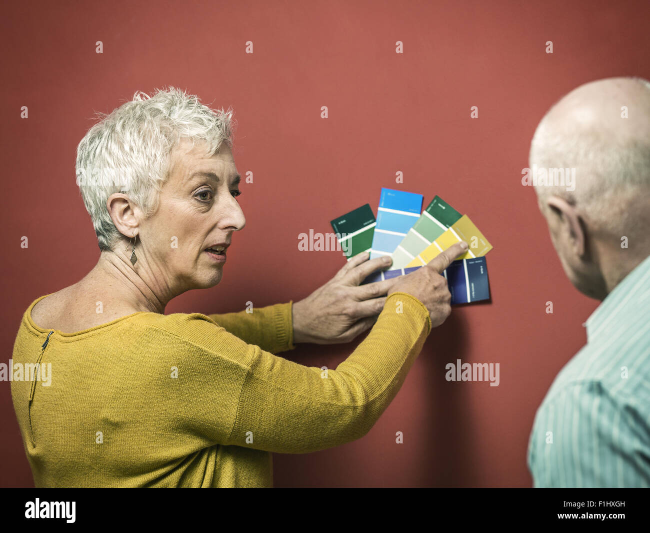 couple making decorating choices Stock Photo - Alamy