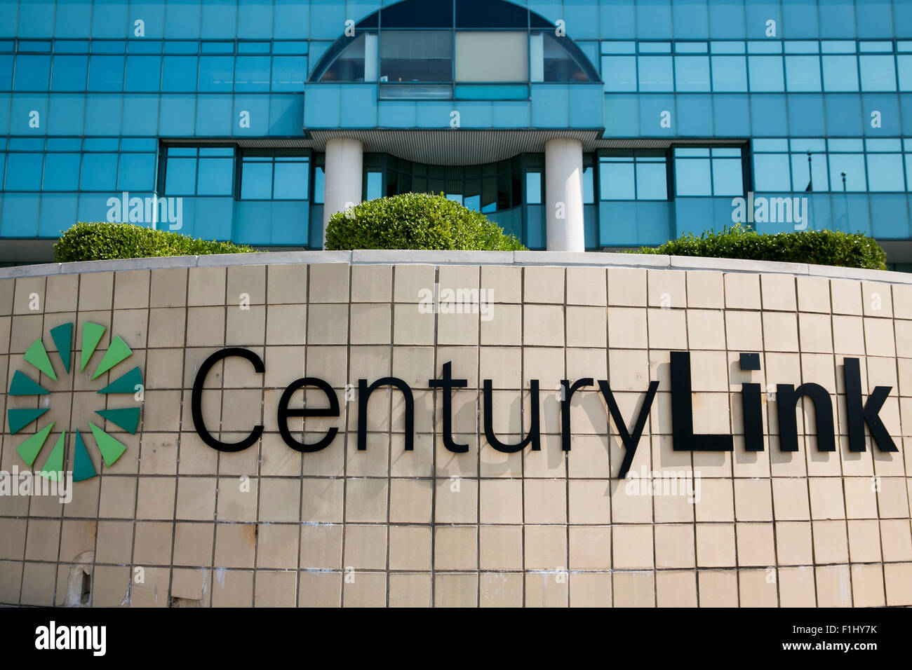Centurylink logo hi-res stock photography and images - Alamy